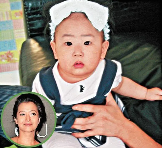 After Kim Hee Sun posted a photo of her daughter, she was questioned ...