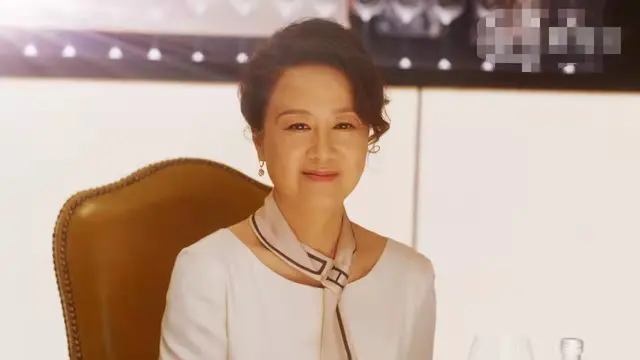 The high price of "Golden Years": Mrs. Jiang's splendid clothes and ...