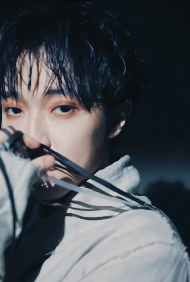 Singing his own song was accused of infringement by his teacher Wu ...