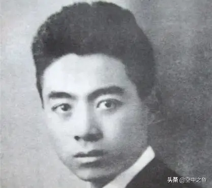 How high is Premier Zhou's status in the army? In 1955, why did Zhu De ...