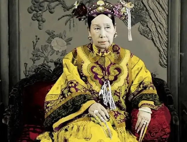 The real photo of Cixi has been treasured by American museums for more ...