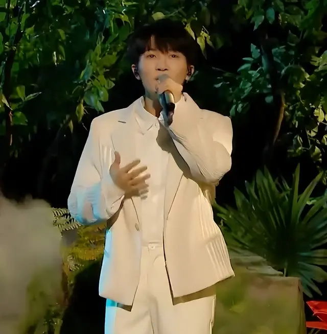 Zhou Shen and Yang Liping collaborated on the same stage, and made ...