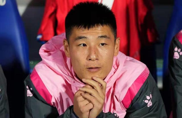 Dong Lu, the winner of life, turned the impossible into possible and ...