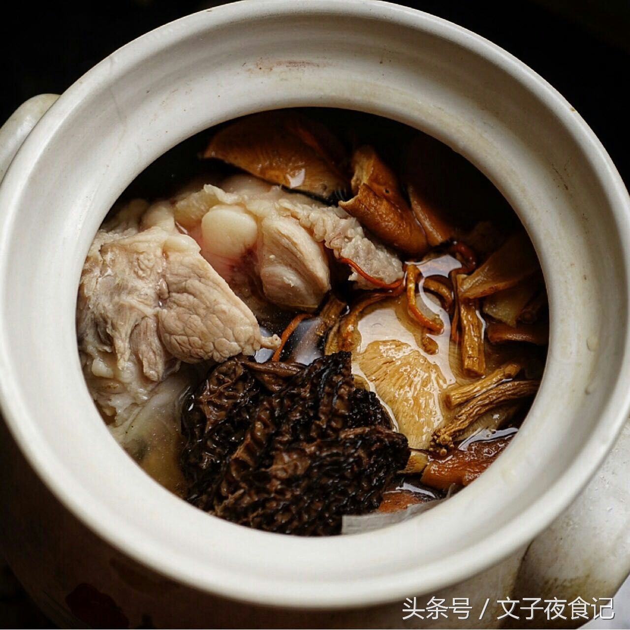 四川油条遇到新加坡肉骨茶，它们说的第一句话是啥-今日头条