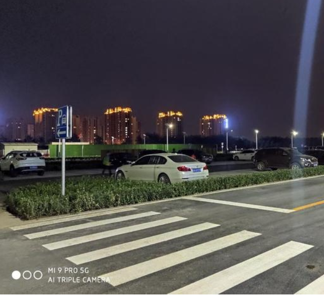 骁龙855 Plus+2000万美颜相机，小米9PRO 5G可圈可点的地方还挺多-今日头条