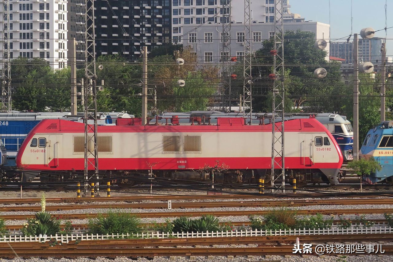 韶山SS9G型电力机车，为第五次大提速的“烧酒”成为最后的韶山系 - 液压汇